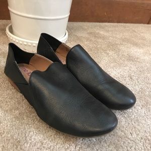 me too | Shoes | Womens Me Too Black Loafers Size | Poshmark